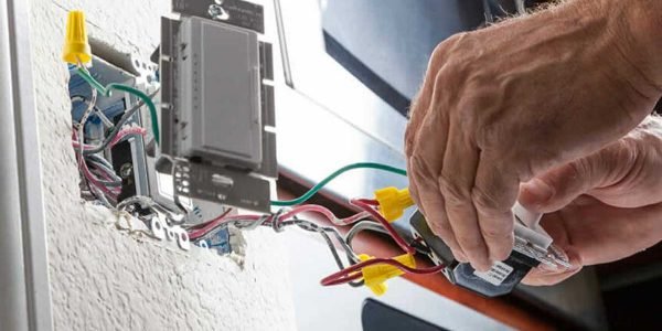 7 Signs of Common Electrical Wiring Problems - Sfuncube